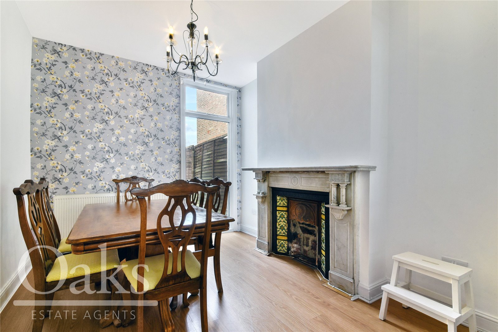 Addiscombe Court Road, East Croydon, Surrey | Oaks Estate Agents London