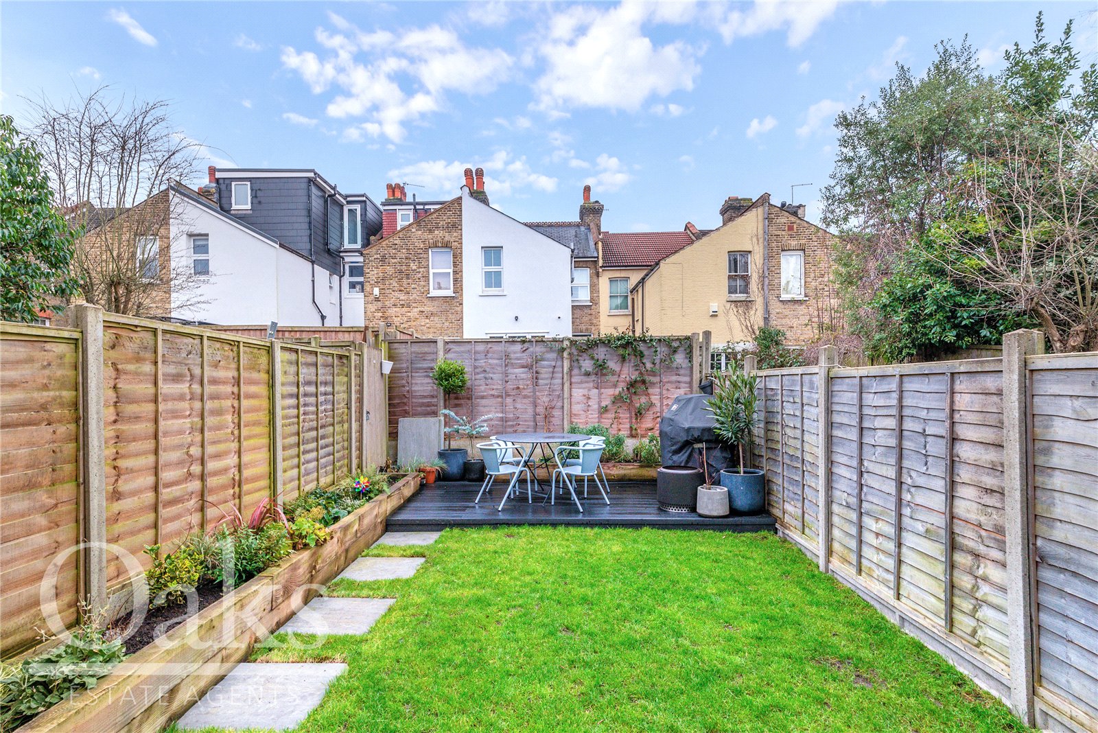 Addiscombe Court Road, East Croydon, Surrey | Oaks Estate Agents London