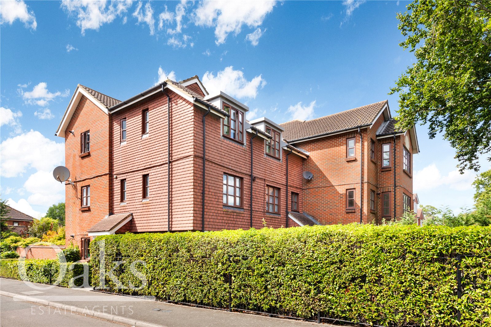 Allder Way, South Croydon, Surrey | Oaks Estate Agents London