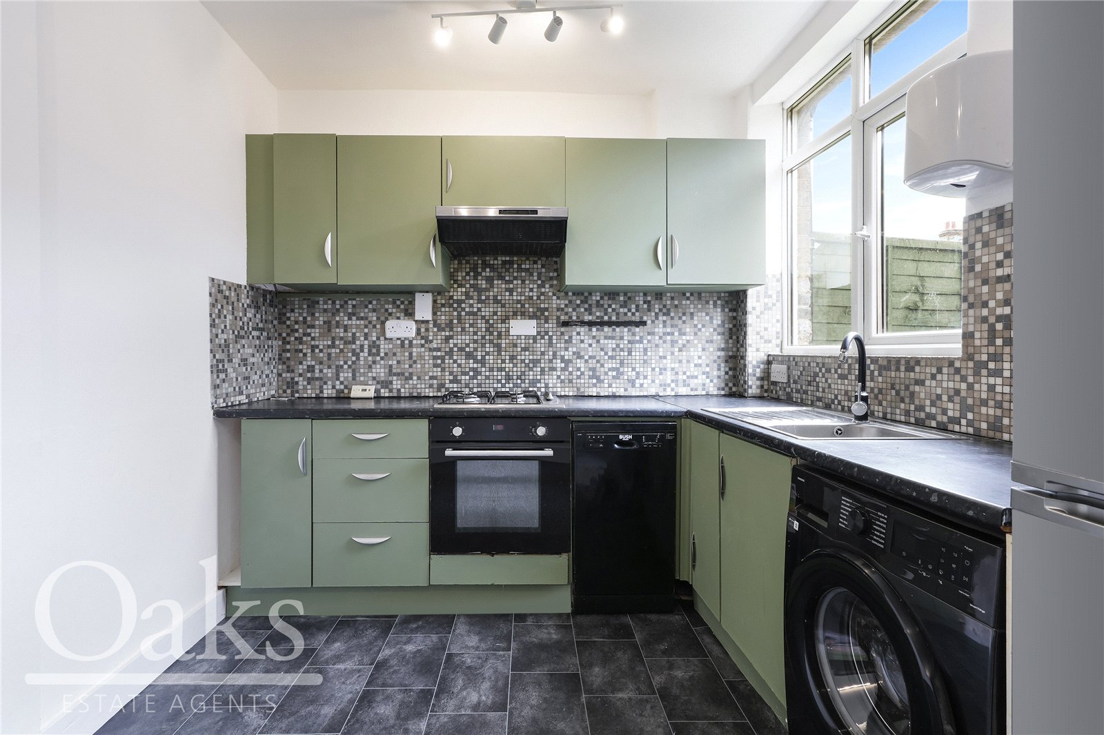 Amersham Road, Croydon, Surrey | Oaks Estate Agents London