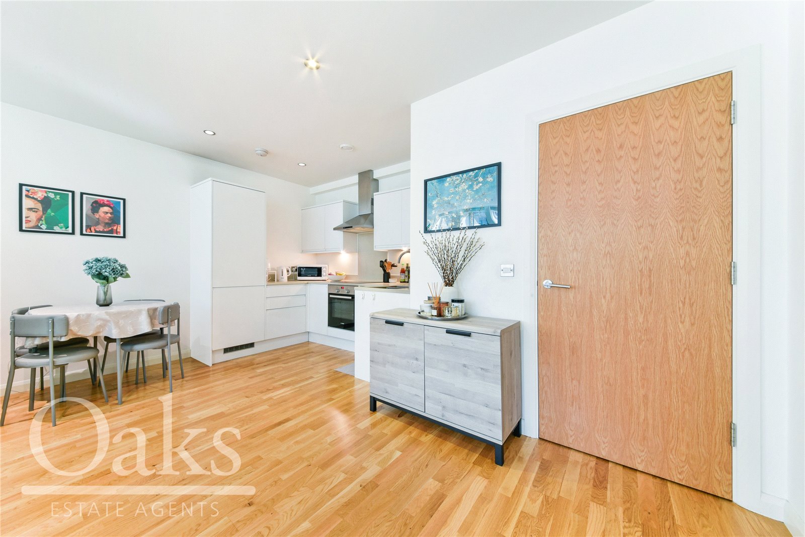 Emerald House, Lansdowne Road, Croydon | Oaks Estate Agents London