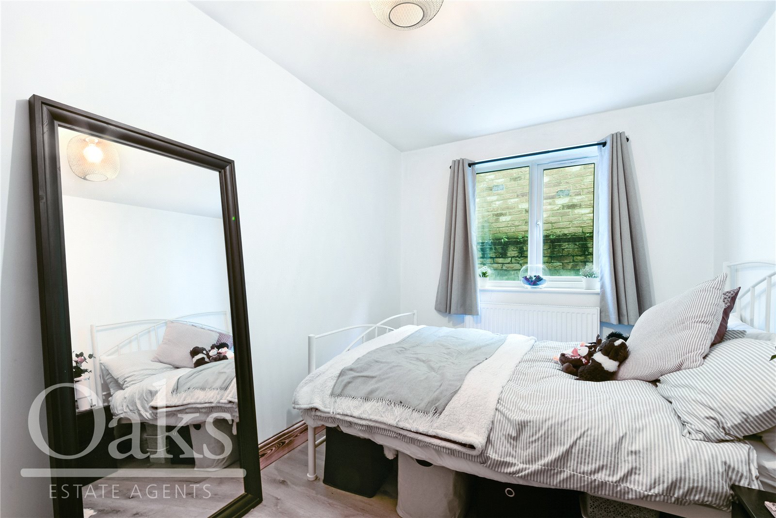 Lower Addiscombe Road, Croydon, Surrey | Oaks Estate Agents London