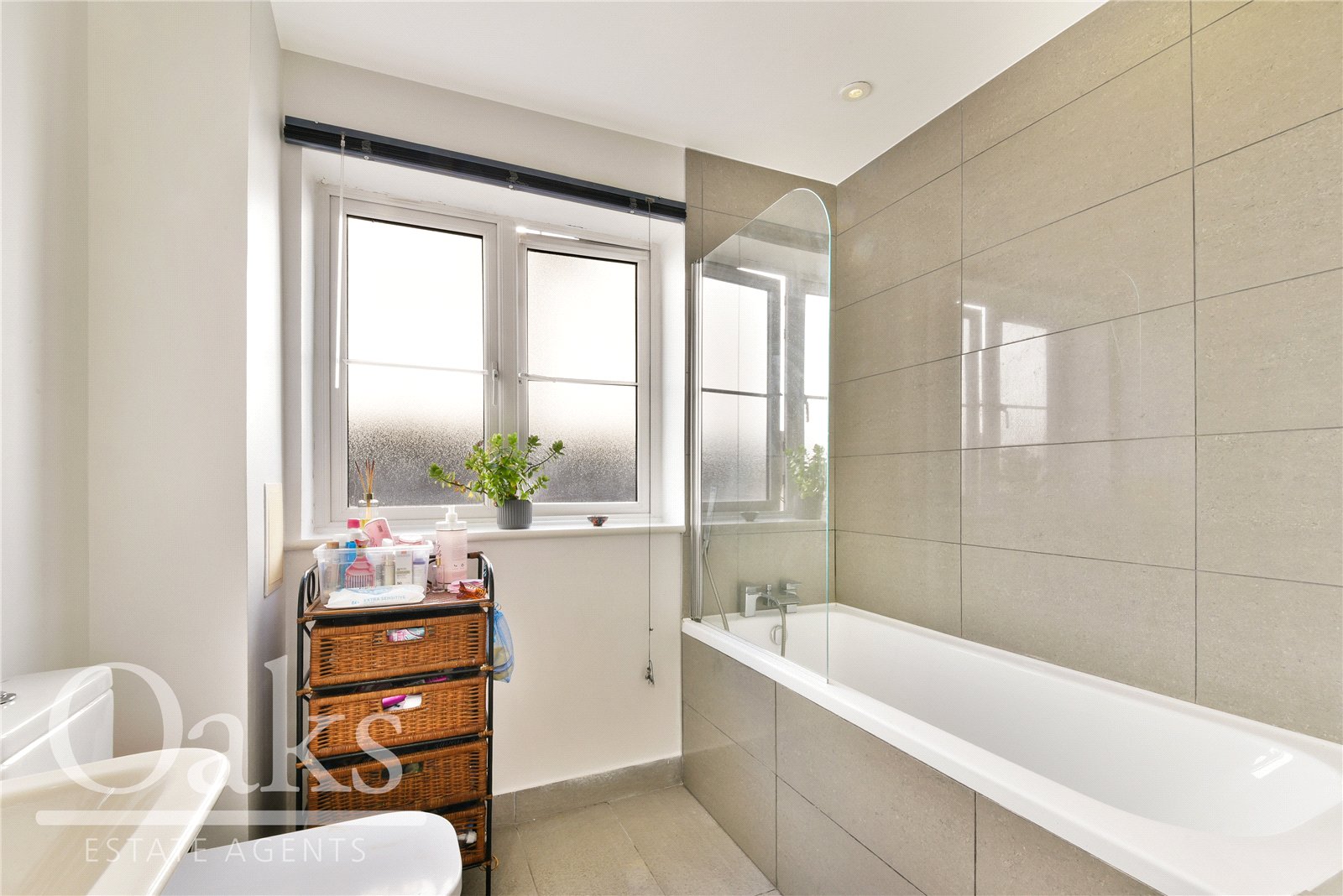 Warham Road, South Croydon, Surrey | Oaks Estate Agents London