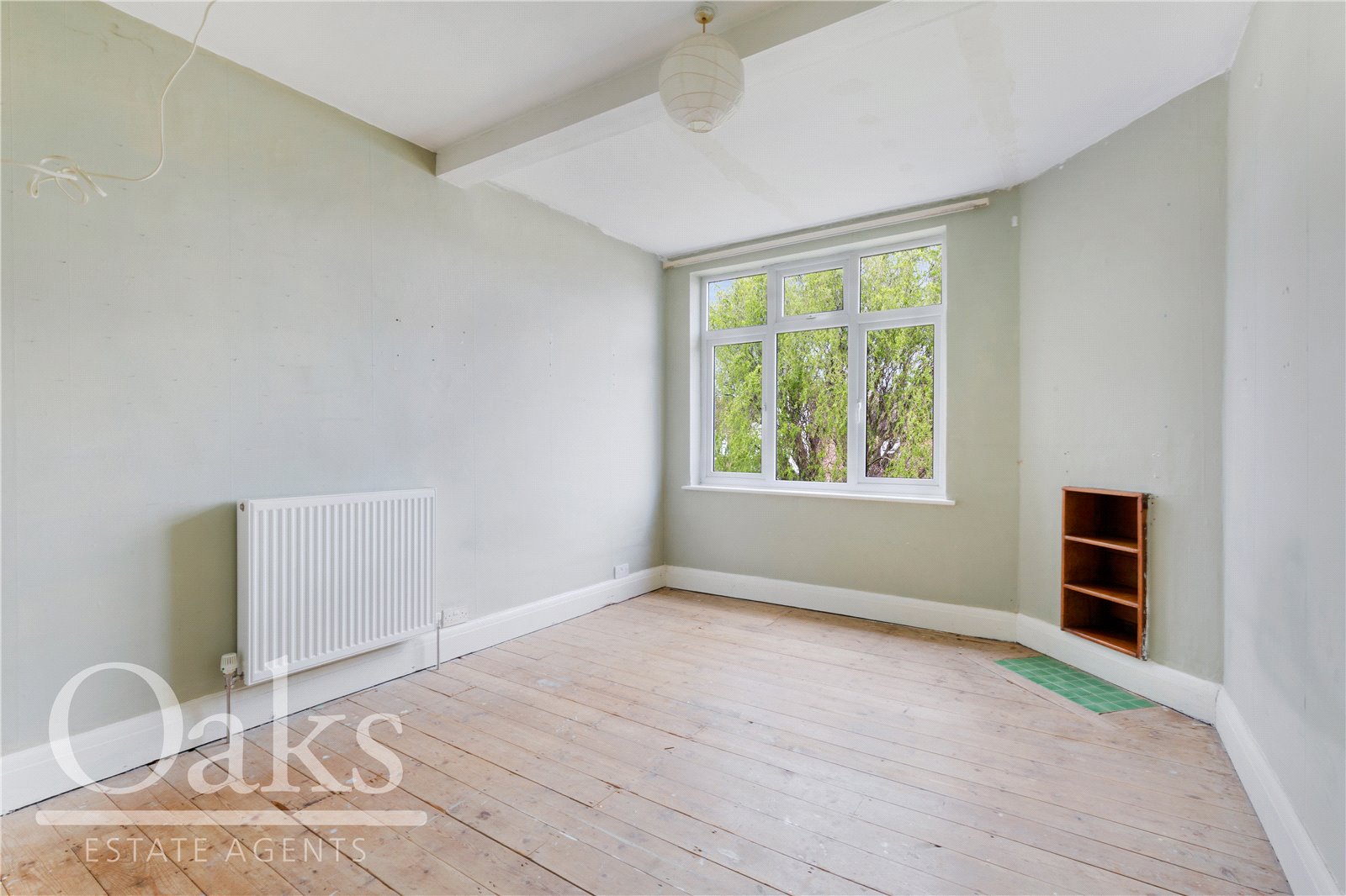 Woodside Park, South Norwood, London | Oaks Estate Agents London
